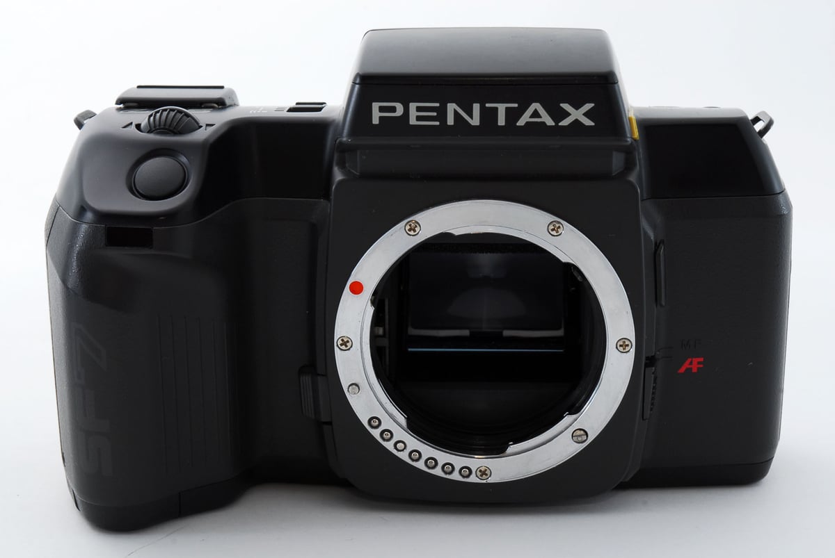 PENTAX SF7 35 FILM CAMERA w/F ZOOM 28-80 3.5-4. PENTAX SF7 35 FILM CAMERA w/F ZOOM 28-80 3.5-4.