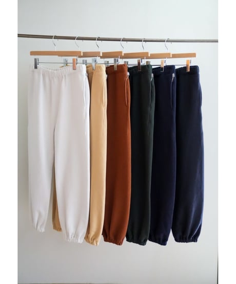 CATEGORY MEDIUM SPORTSWEAR | MusterWerk CATEGORY MEDIUM SPORTSWEAR | MusterWerk