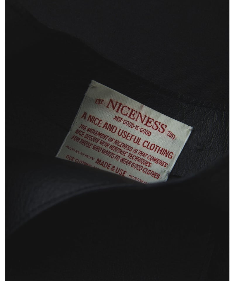 NICENESS LOWE-MEDI | MusterWerk NICENESS LOWE-MEDI | MusterWerk