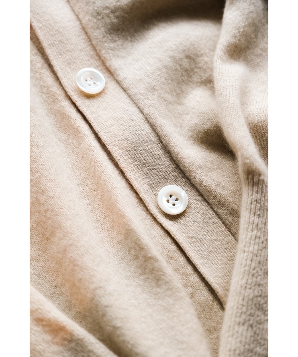 Olde H & Daughter AGED CASHMERE PLAIN STITCH CA Olde H & Daughter AGED CASHMERE PLAIN STITCH CA