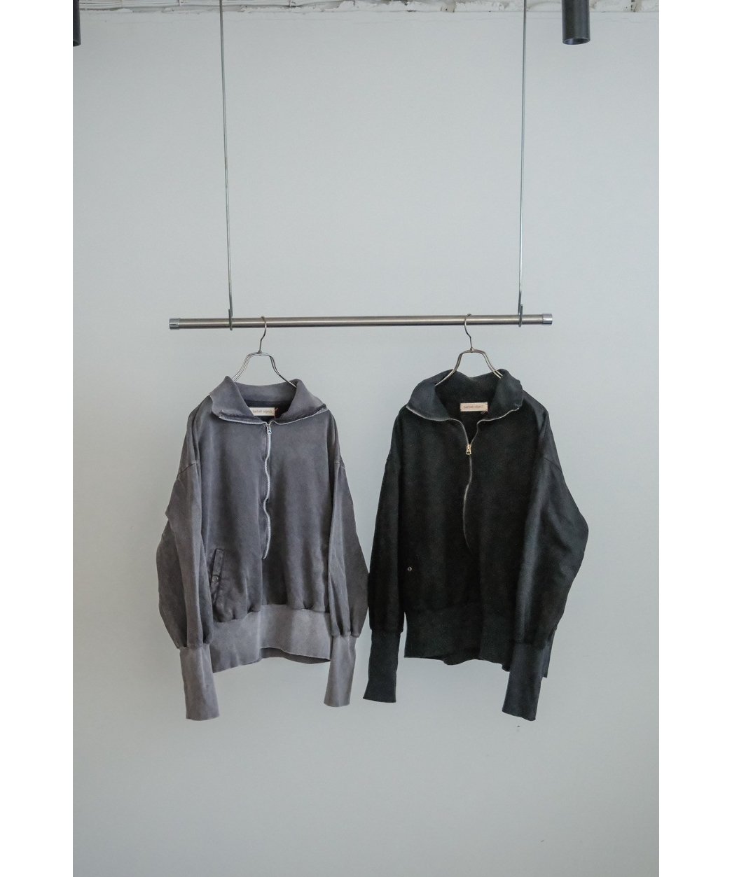 barbell object zip sweat | MusterWerk barbell object zip sweat | MusterWerk