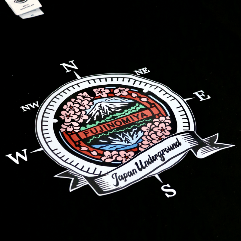 富士宮市 マンホールTシャツ | JAPAN UNDERGROUND 富士宮市 マンホールTシャツ | JAPAN UNDERGROUND