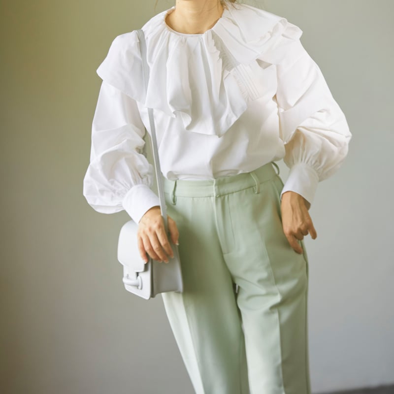 Big collar blouse | RIKO Big collar blouse | RIKO