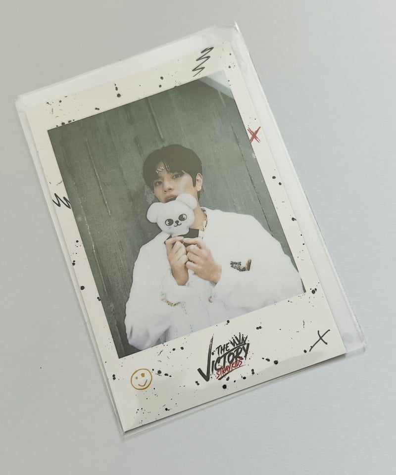 在庫あり・即発送】[Stray kids x skzoo pop-up/THE VICTOR 在庫あり・即発送】[Stray kids x skzoo pop-up/THE VICTOR