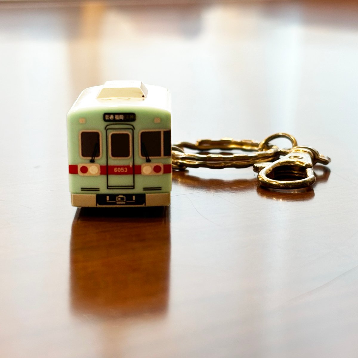 観光列車グッズ】走る電車型キーホルダー(6050形 塗装 観光列車グッズ】走る電車型キーホルダー(6050形 塗装
