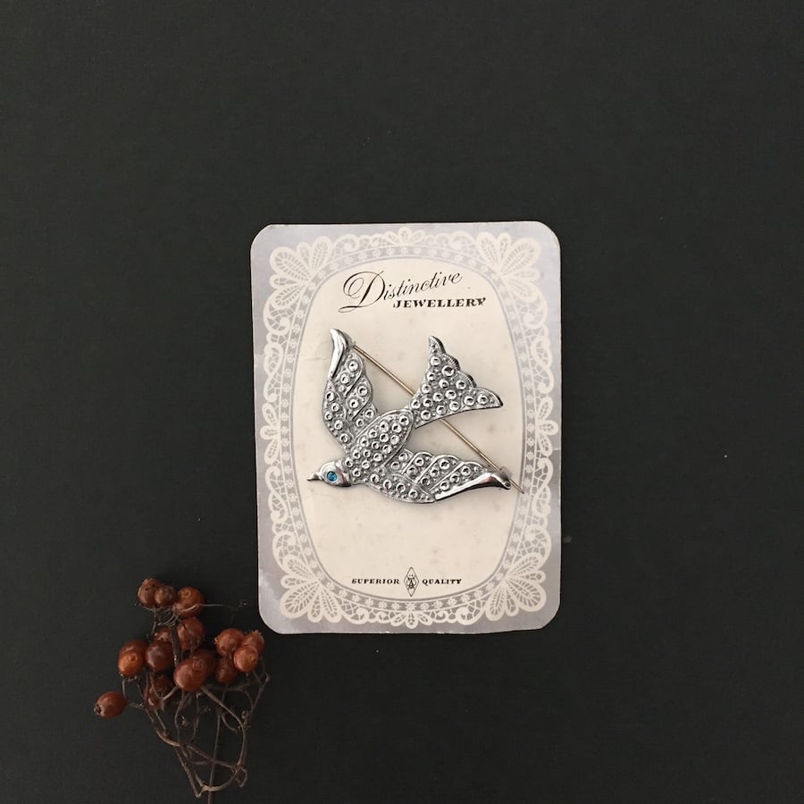 bird brooch / アンティークバードブローチ 鳥ツバメ | cocon