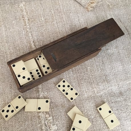 domino / アンティークドミノ | cocon