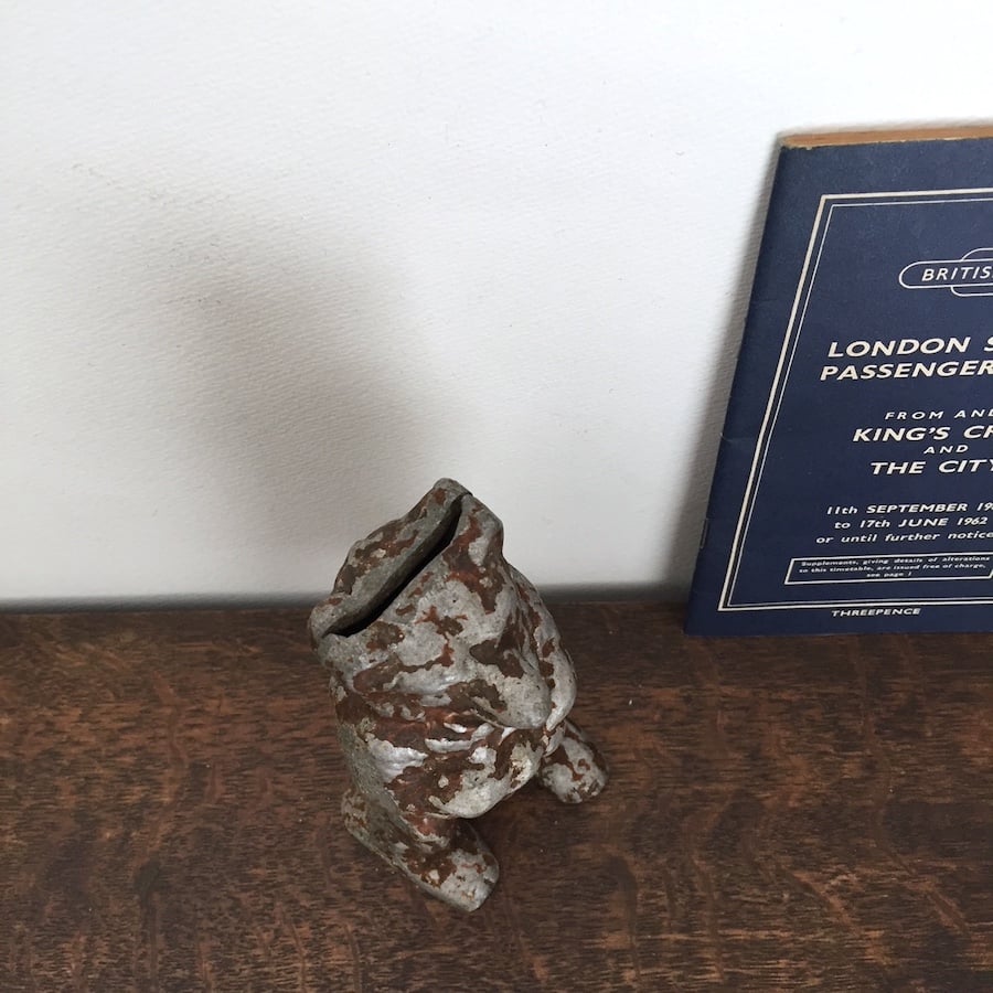 bear figure / アンティークくまの貯金箱 | cocon