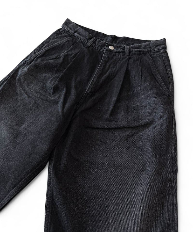 Graphpaper / Selvage Denim Two Tuck Tapered Pan Graphpaper / Selvage Denim Two Tuck Tapered Pan