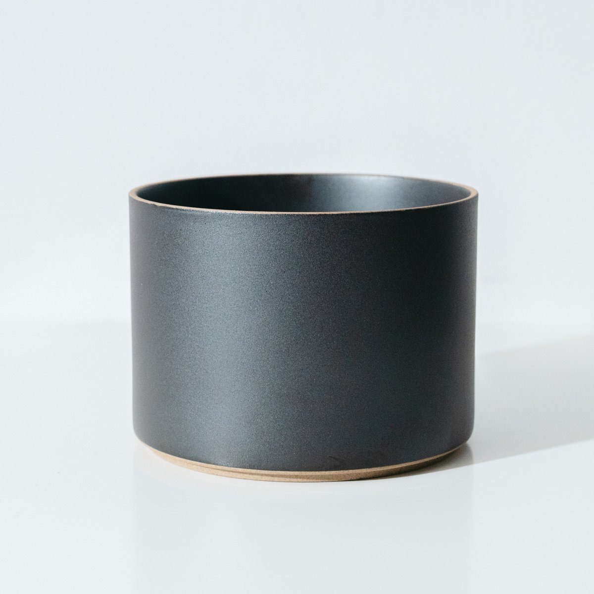 HASAMI PORCELAIN Planter 145mm Black | MERAKI