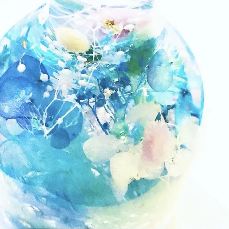人魚の森』プリザーブドフラワーとクリスタルのメルヘンハー 人魚の森』プリザーブドフラワーとクリスタルのメルヘンハー