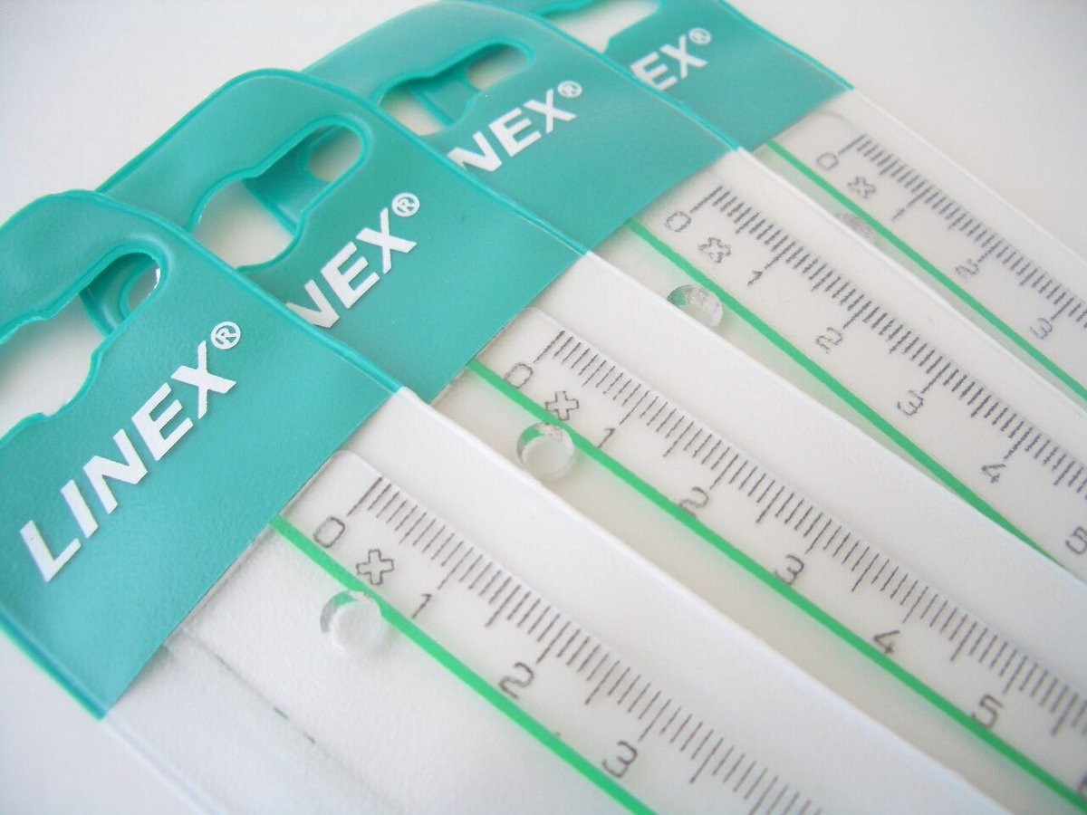 LINEX School Ruler2315 15cm | park on desk.