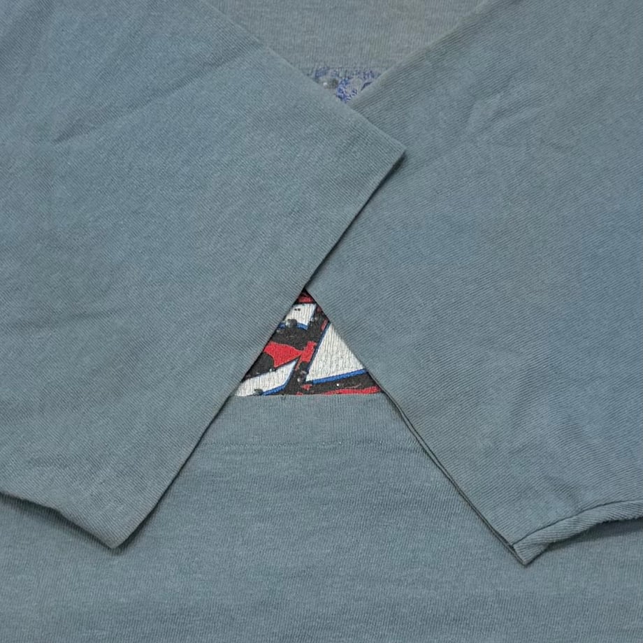 Budweiser DOOBY DOOBY DOO... BE WARE THE PENGUI...