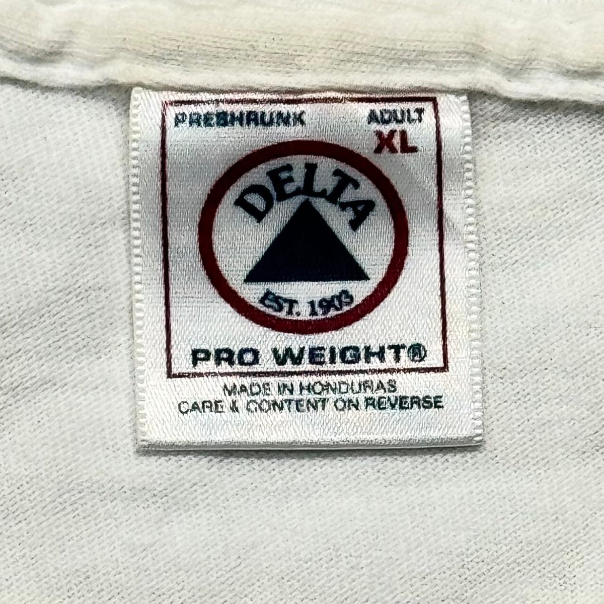 SUBLIME second-hand smoke WHITE DELTA XL 9369