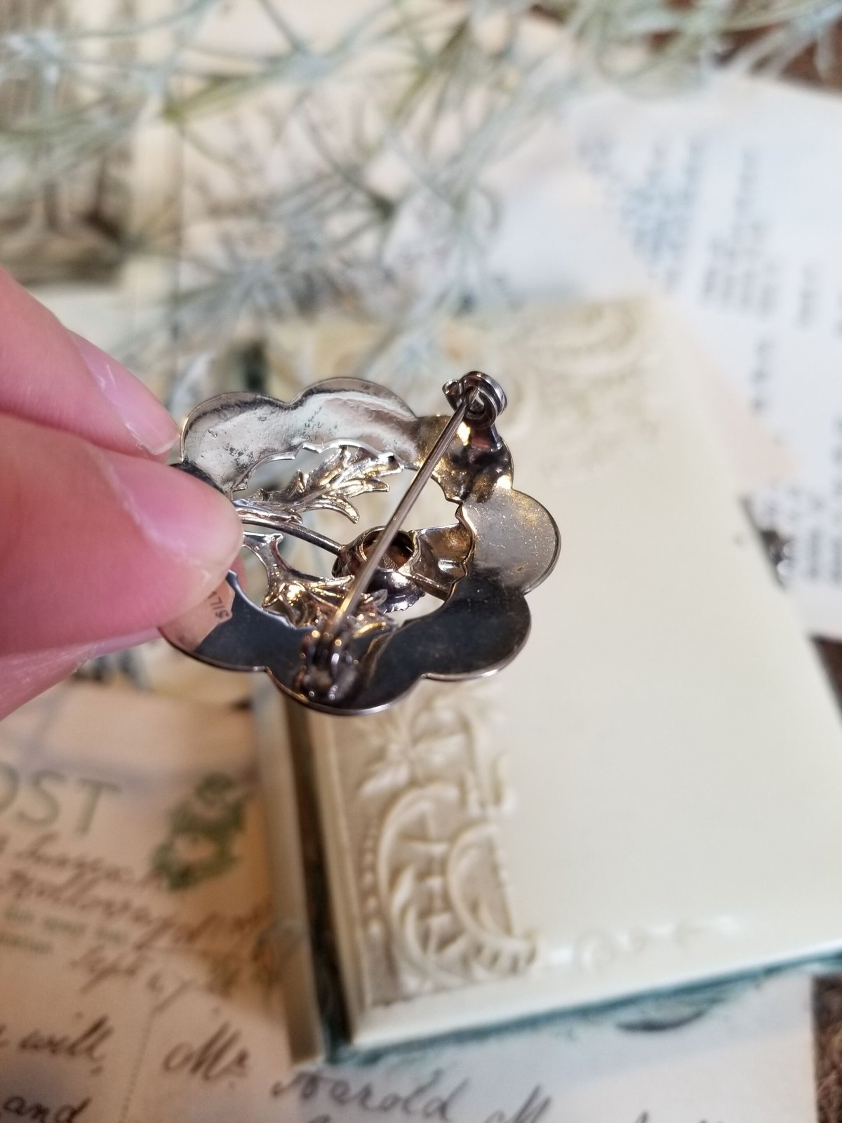 mizpah silver plated イギリス製アザミのヴィンテージブローチ mizpah silver plated イギリス製アザミのヴィンテージブローチ