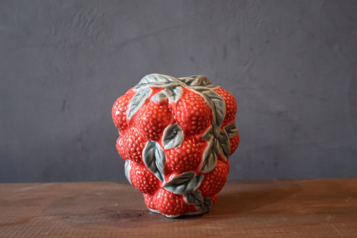 DESPOTS-Vase Strawberry- | FLOWER&ANTIQUE misawa