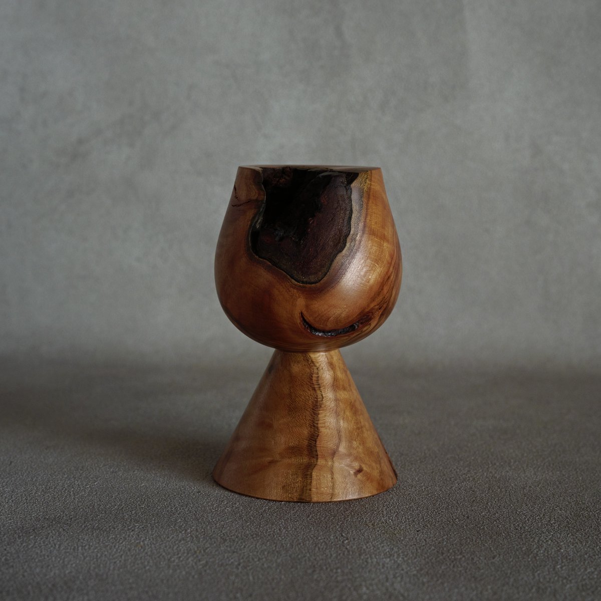 Totem / ソメイヨシノ材 | Tabine