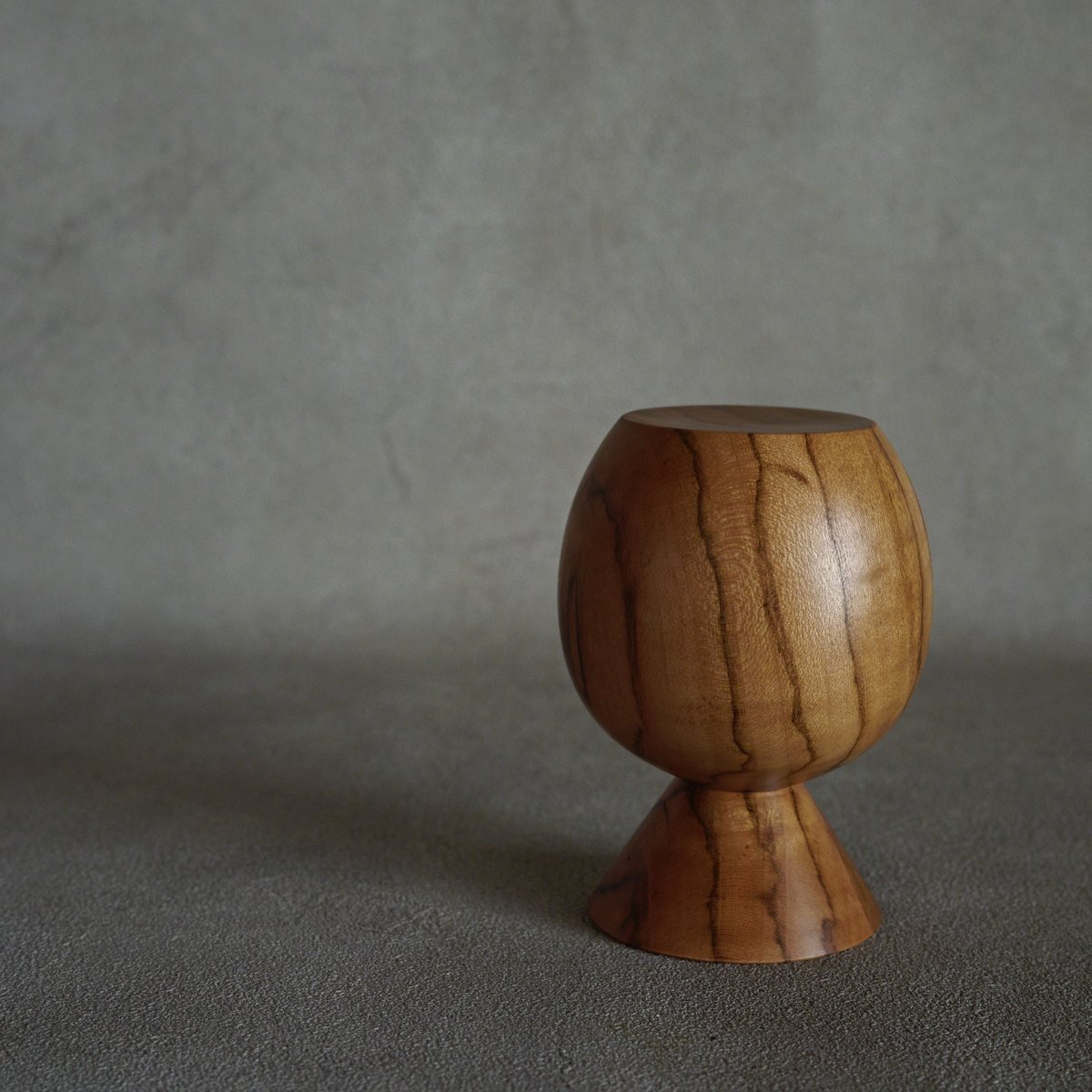 Totem / ソメイヨシノ材 | Tabine