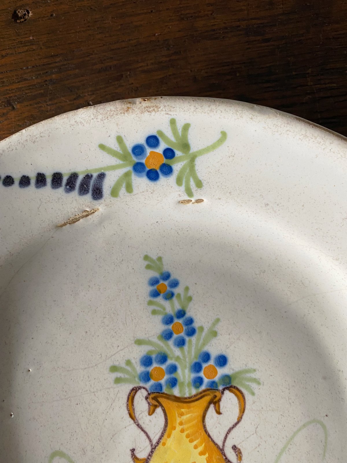 18世紀末-19世紀初頭 花瓶花絵皿 アンティーク 050747 18世紀末-19世紀初頭 花瓶花絵皿 アンティーク 050747