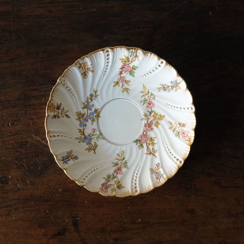 サルグミンヌ SARREGUEMINES LOUIS XV ティー カップ&ソーサー サルグミンヌ SARREGUEMINES LOUIS XV ティー カップ&ソーサー