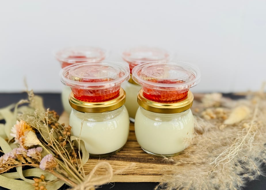 送料込み 千代の厳選卵前橋産いちごで食べる卵白のぷりん6個 | たか房 takabo_pudding