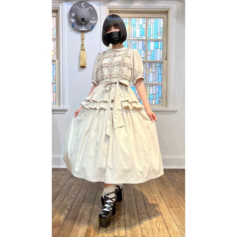 YK-5-2 デコレーションワンピース ベージュピンク | kuroobi.STORE YK-5-2 デコレーションワンピース ベージュピンク | kuroobi.STORE