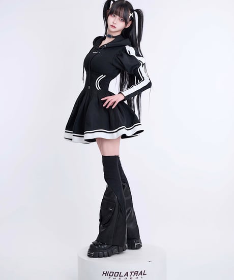 《ジャージロリィタパーカーOP》BLACK | HIDOLATRAL THEODOL