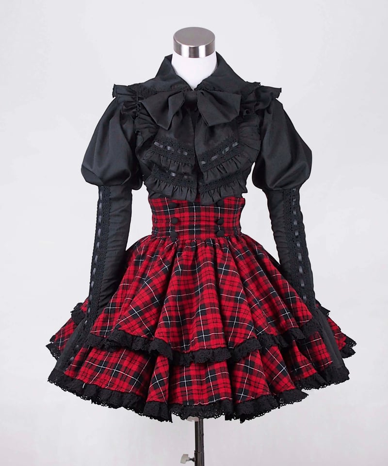 ヨーク襟パフスリーブブラウス》 BLACK | HIDOLATRAL THEODOL ヨーク襟パフスリーブブラウス》 BLACK | HIDOLATRAL THEODOL