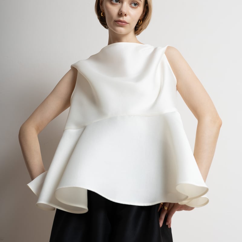 two charm blouse バニラ | HEVE two charm blouse バニラ | HEVE