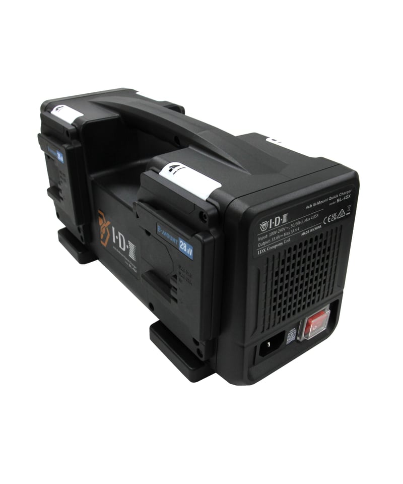 ✨新商品✨Bマウントバッテリー 4ch同時急速充電器 BL-4SX ✨新商品✨Bマウントバッテリー 4ch同時急速充電器 BL-4SX