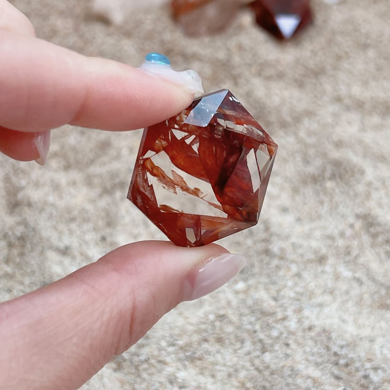 ヘマタイトインクォーツ六芒星 | crystal shop mira ヘマタイトインクォーツ六芒星 | crystal shop mira