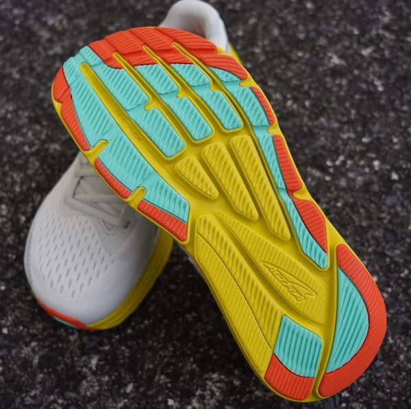 ALTRA】ヴィア オリンパス M / VIA Olympus M (Gray/Yellow ALTRA】ヴィア オリンパス M / VIA Olympus M (Gray/Yellow