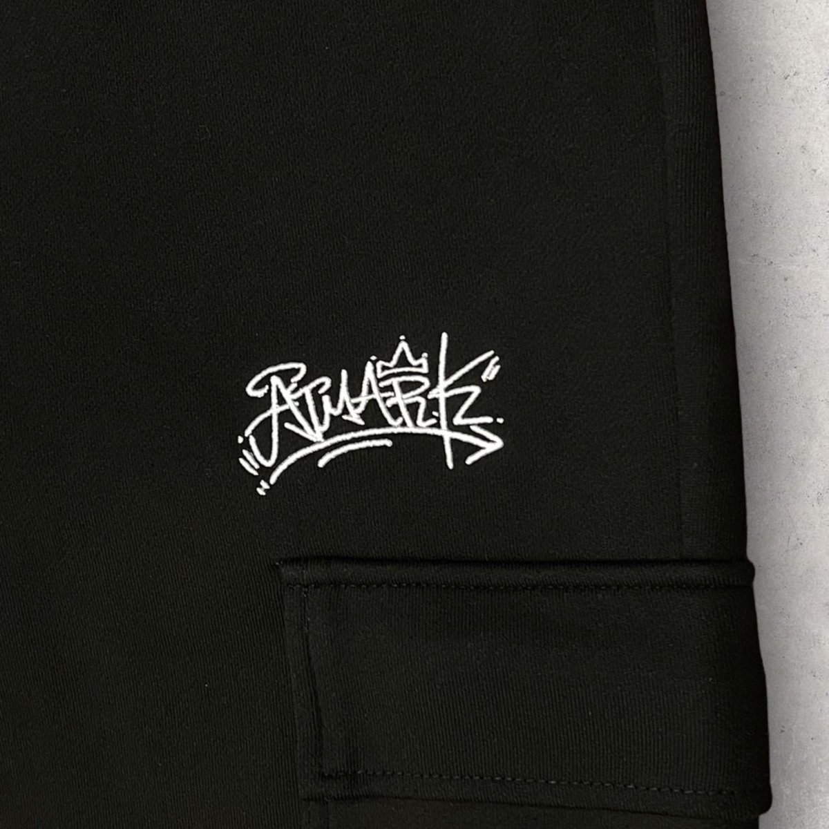 @tmark graffiti cargo sweat pants | @tmark