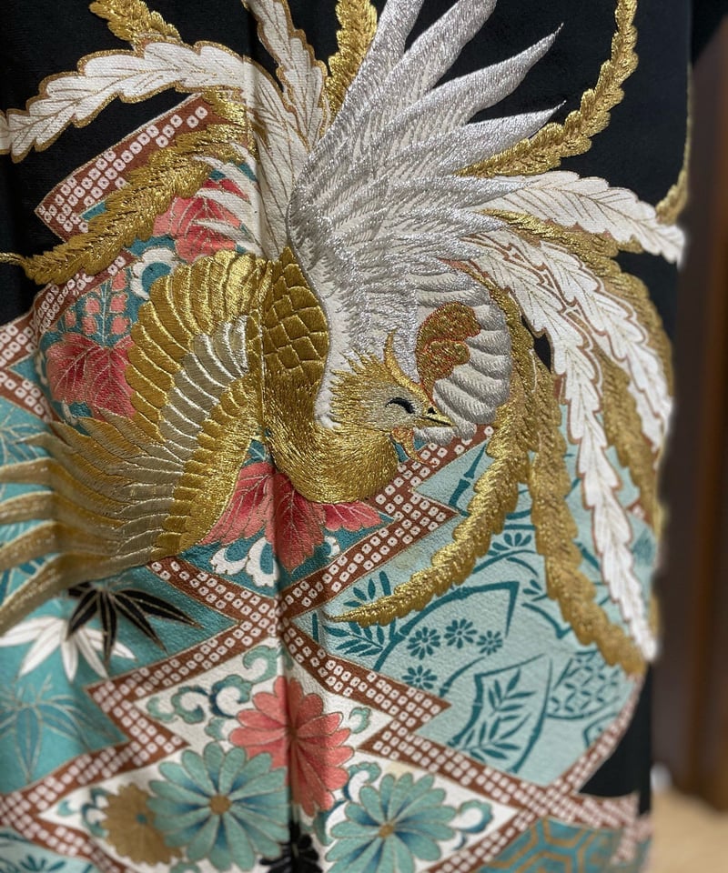 アンティーク黒留袖 鳳凰刺繍 帯など一式レンタル | 着物 アンティーク黒留袖 鳳凰刺繍 帯など一式レンタル | 着物