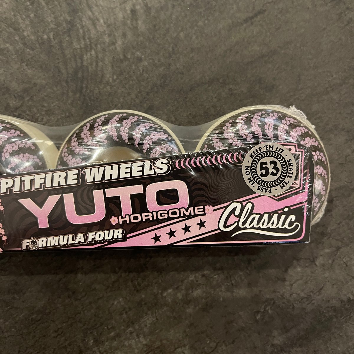 SPITFIRE "F4 Yuto cherry blossom" (99DURO) 53mm...