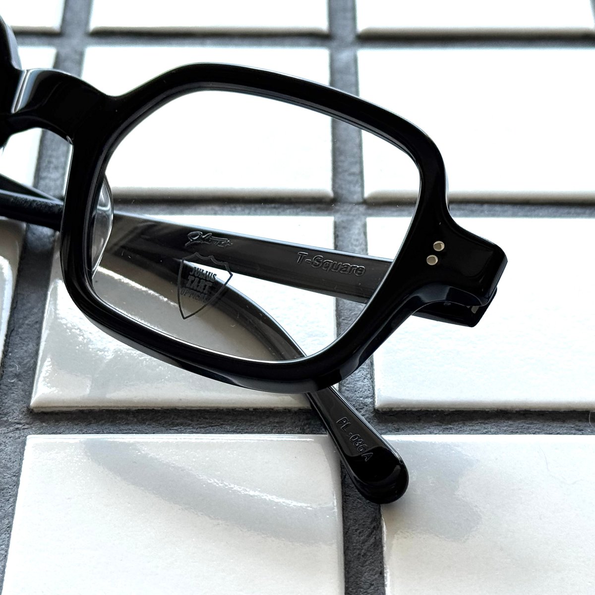 JULIUS TART OPTICAL/T-square/Black | Eureka opt...