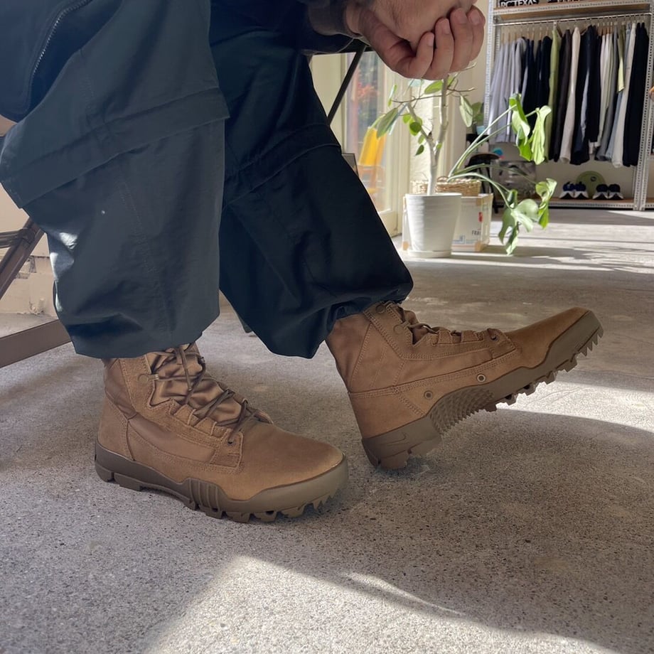 NIKE (DEAD STOCK) / SFB Jungle “8" Inch Leather...