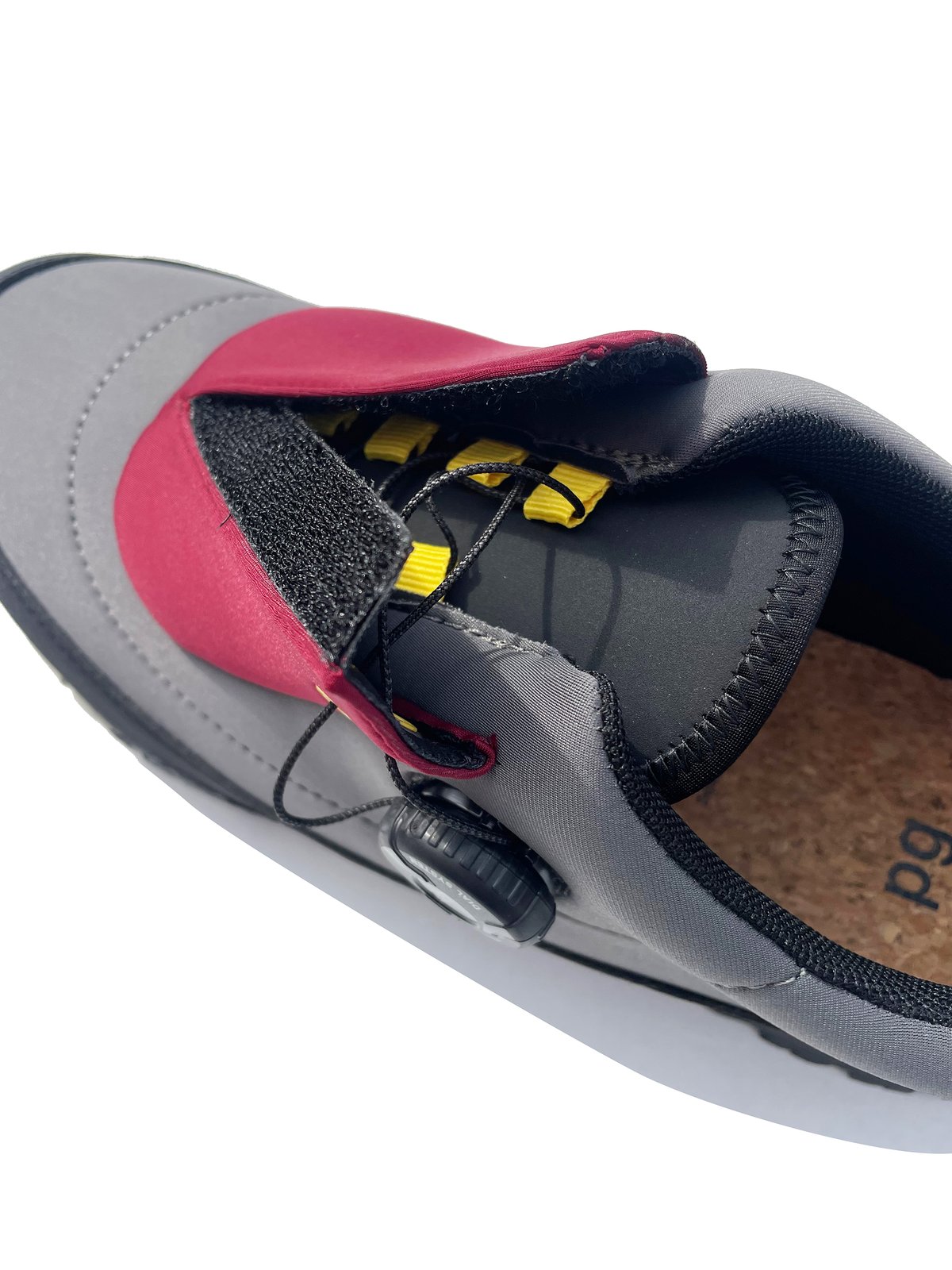 pg / INTERCEPTOR GREY | FLUTTER