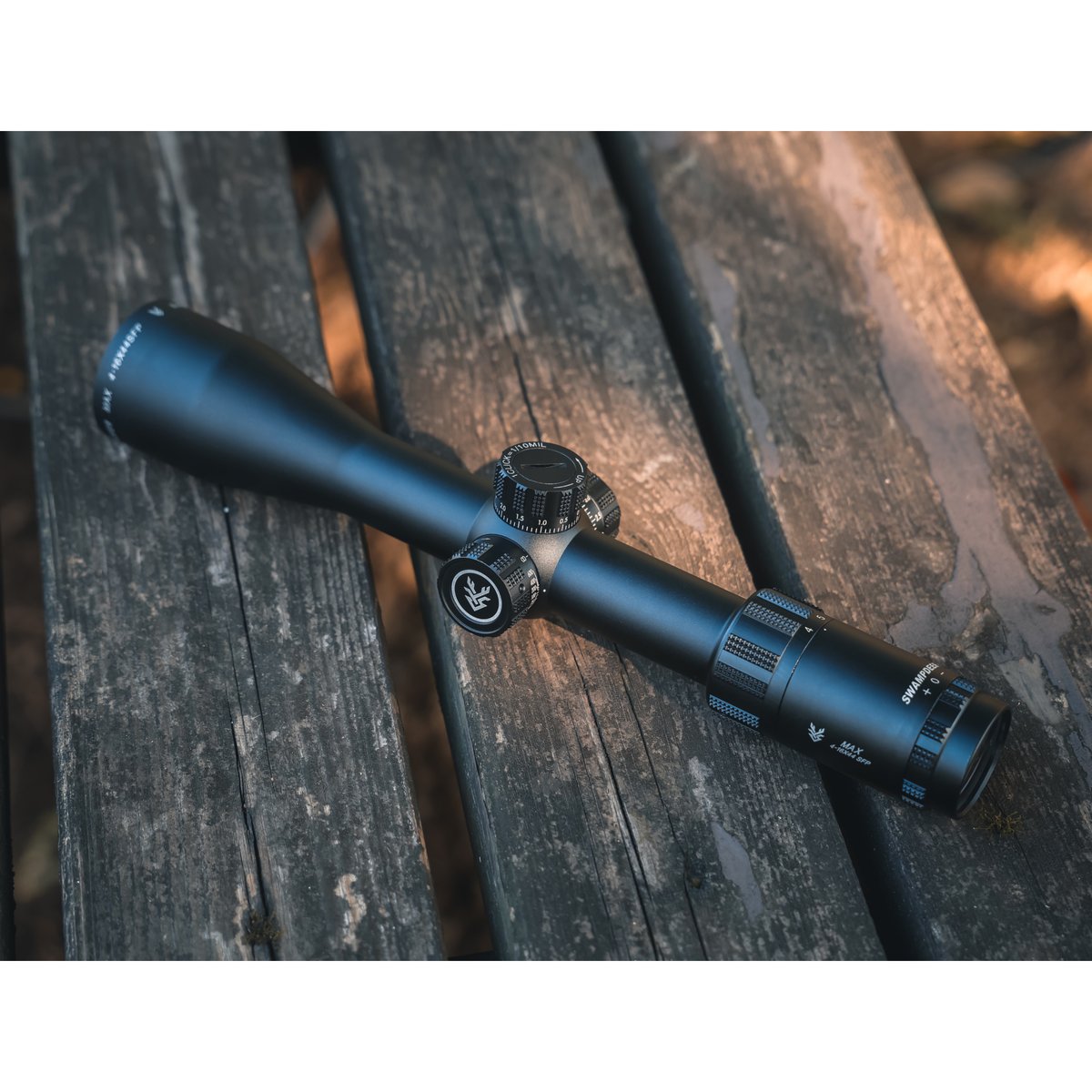 SWAMP DEER OPTICS HD MAX 4-16X44mm SFP ライフルスコープ...