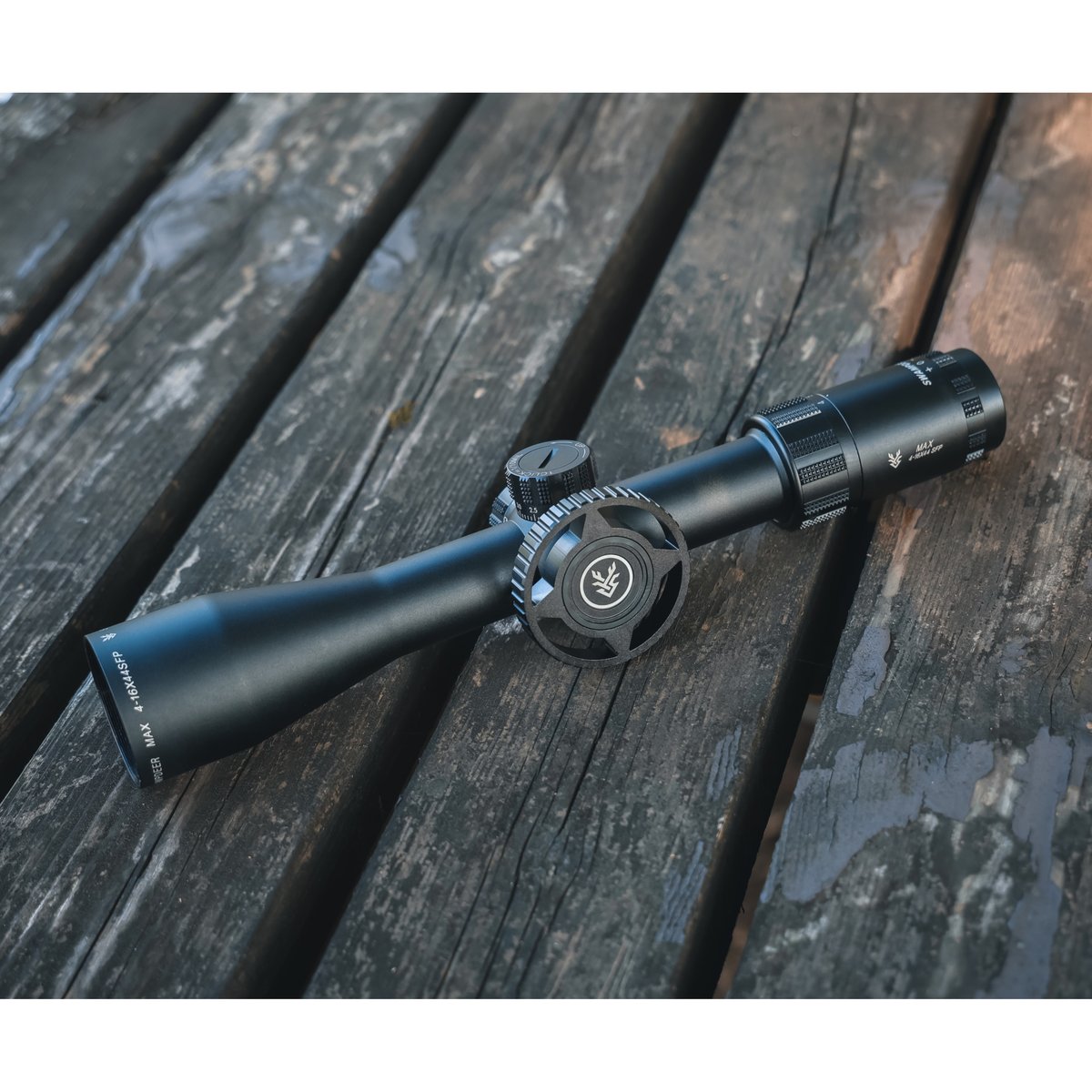 SWAMP DEER OPTICS HD MAX 4-16X44mm SFP ライフルスコープ...