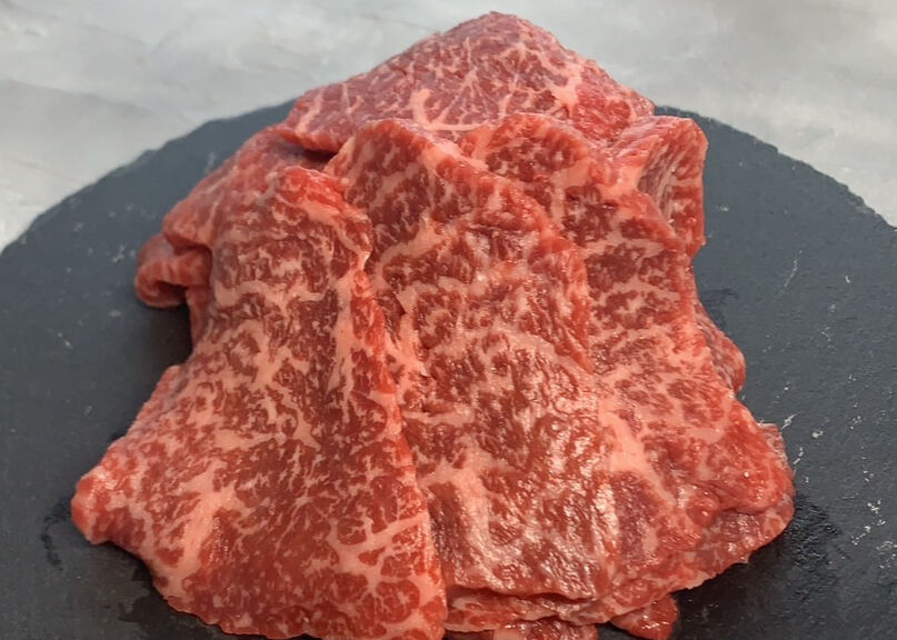 訳ありとうがらし焼肉用200g黒毛和牛メス【タレ付】 | 炭火焼肉あおい(ネットショップ)