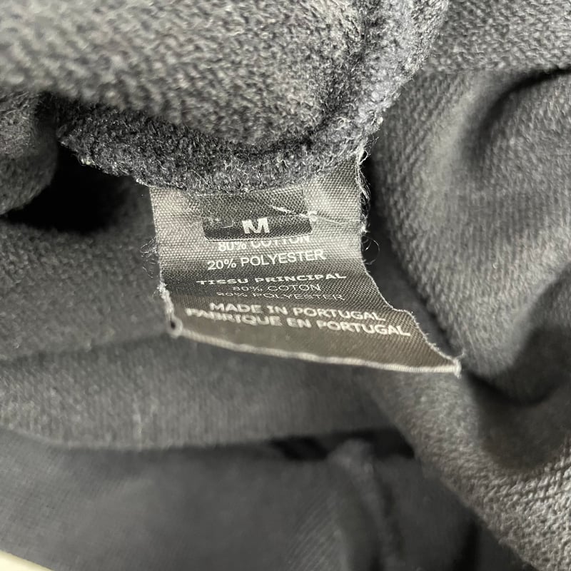 VETEMENTS】UNSKINNY SWEATSHIRT | AURUM REWEAR VETEMENTS】UNSKINNY SWEATSHIRT | AURUM REWEAR
