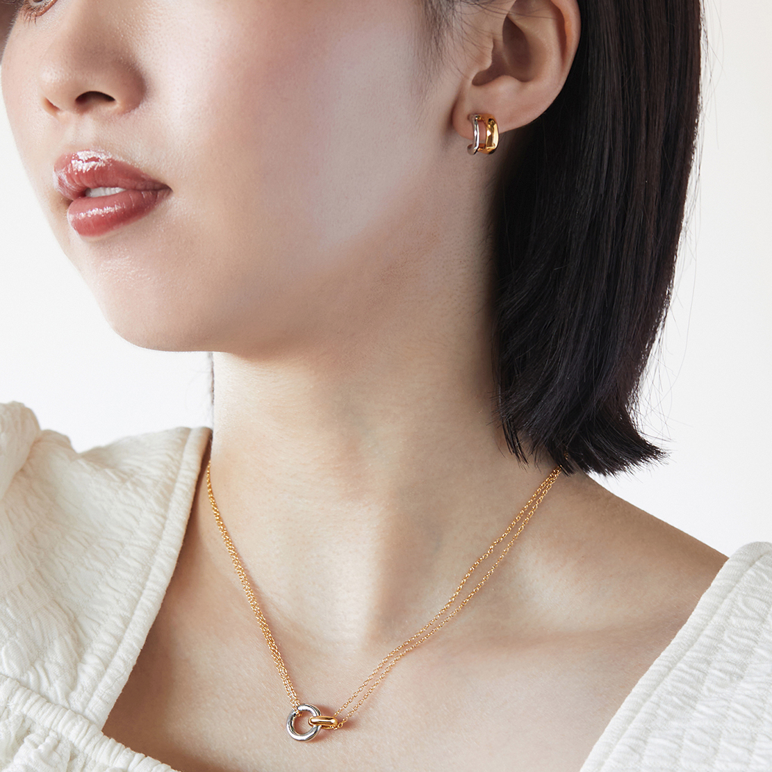 VERY シルバー925製ダブルサークルピアス | The May Chang (ザ VERY シルバー925製ダブルサークルピアス | The May Chang (ザ
