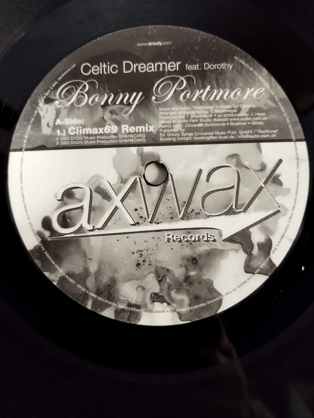【12】 Celtic Dreamer Feat Dorothy / Bonny Portmo...