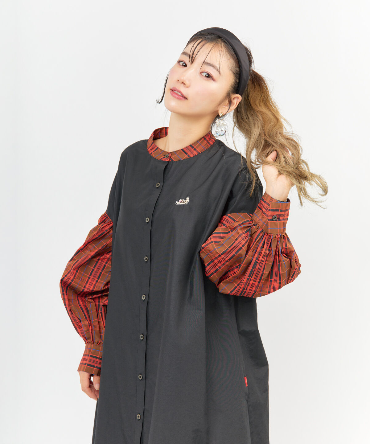 LIMITEDノーカラーワンピース(RED) | HATSUNEXオフィシャルストア LIMITEDノーカラーワンピース(RED) | HATSUNEXオフィシャルストア