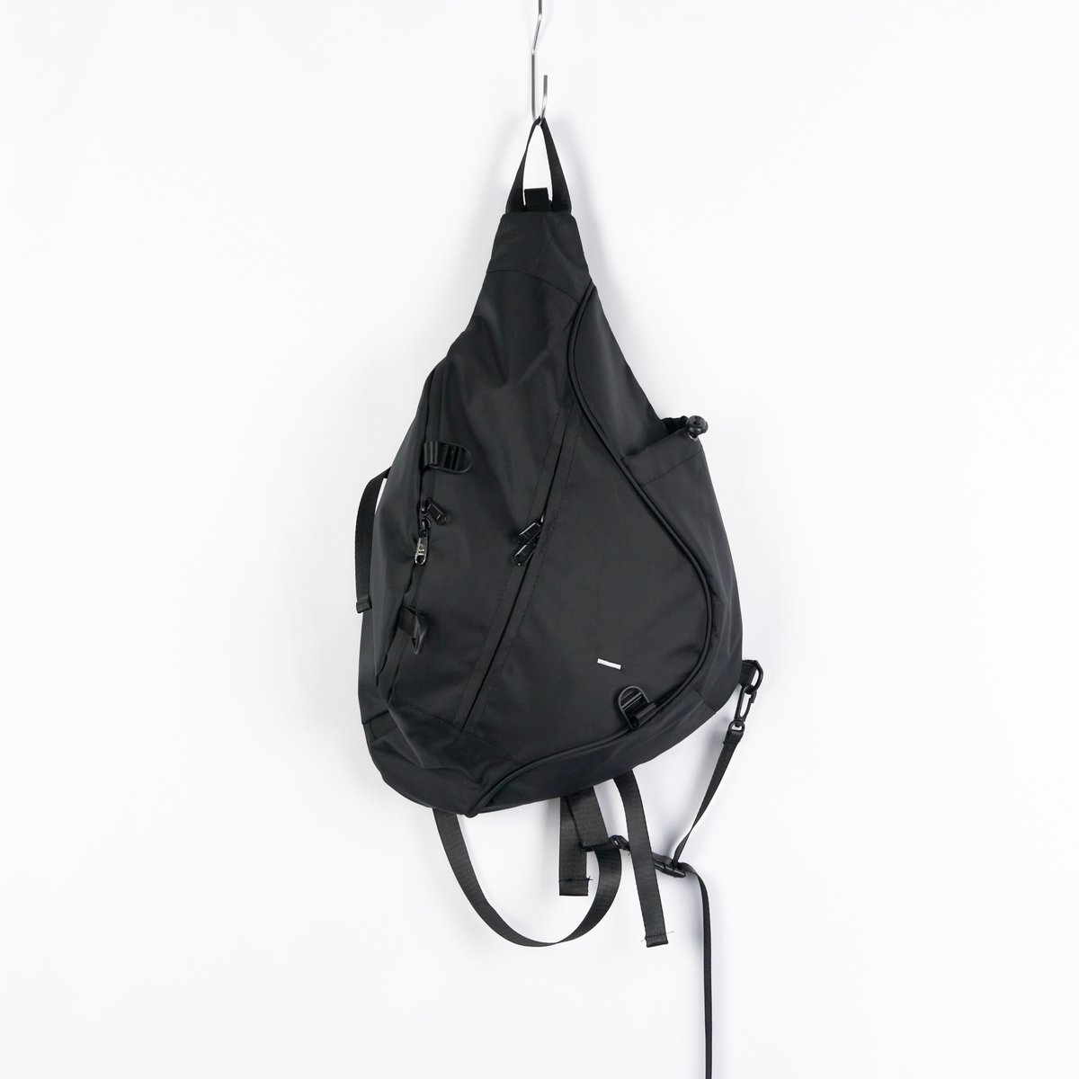 One Shoulder Nylon Tech Bag | PIEAL