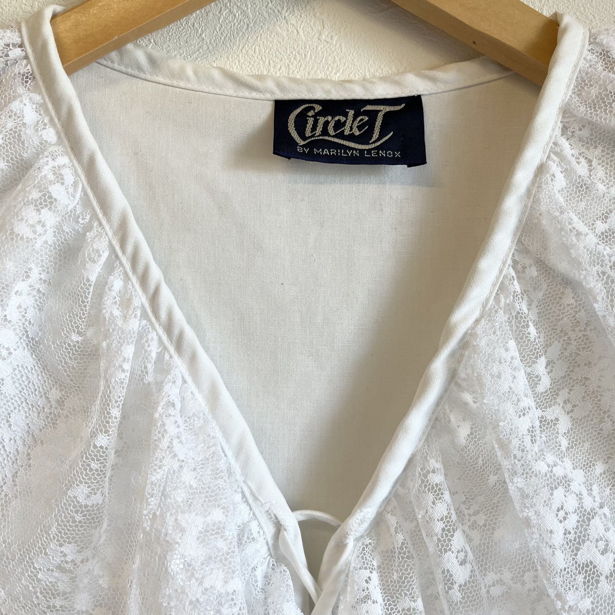 〈vintage〉lace sleeve blouse | MEARI and AMERI v...