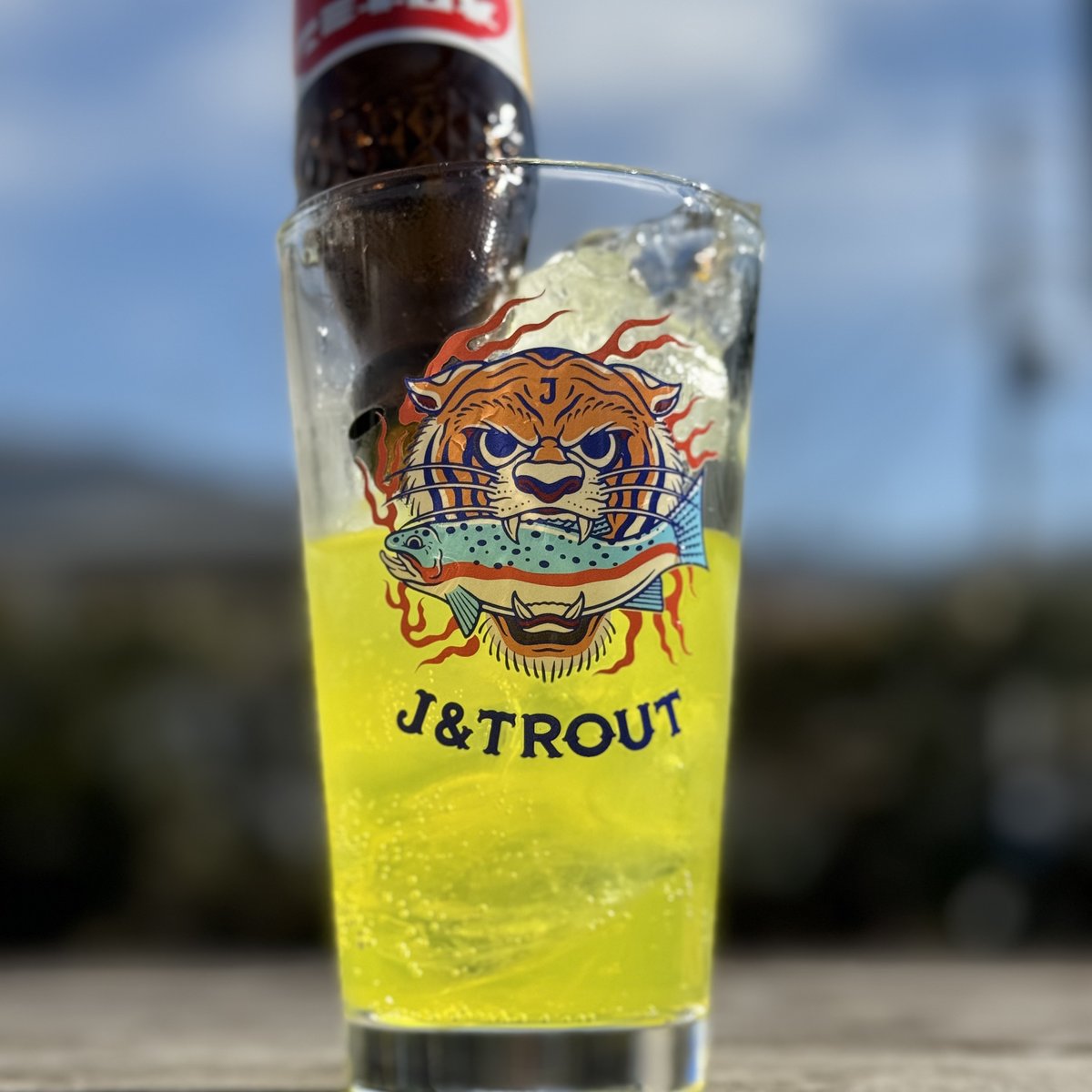 パイントグラス タイガー | J＆TROUT