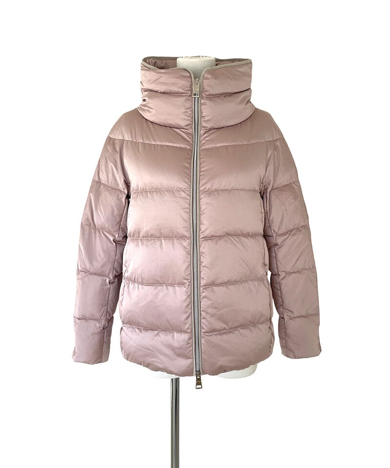 HERNO 】Resort 優しく暖かいペールピンクのボリュームダウン 38 HERNO 】Resort 優しく暖かいペールピンクのボリュームダウン 38