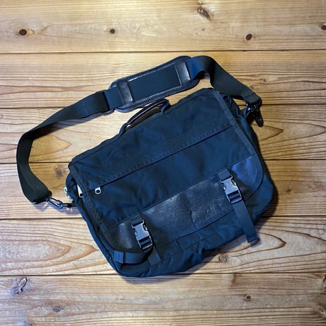 messengerbag | STORES messengerbag | STORES